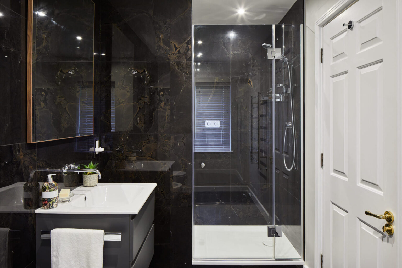 Luxury Bathroom Design in Dubai - Dubai Kallums Bathrooms